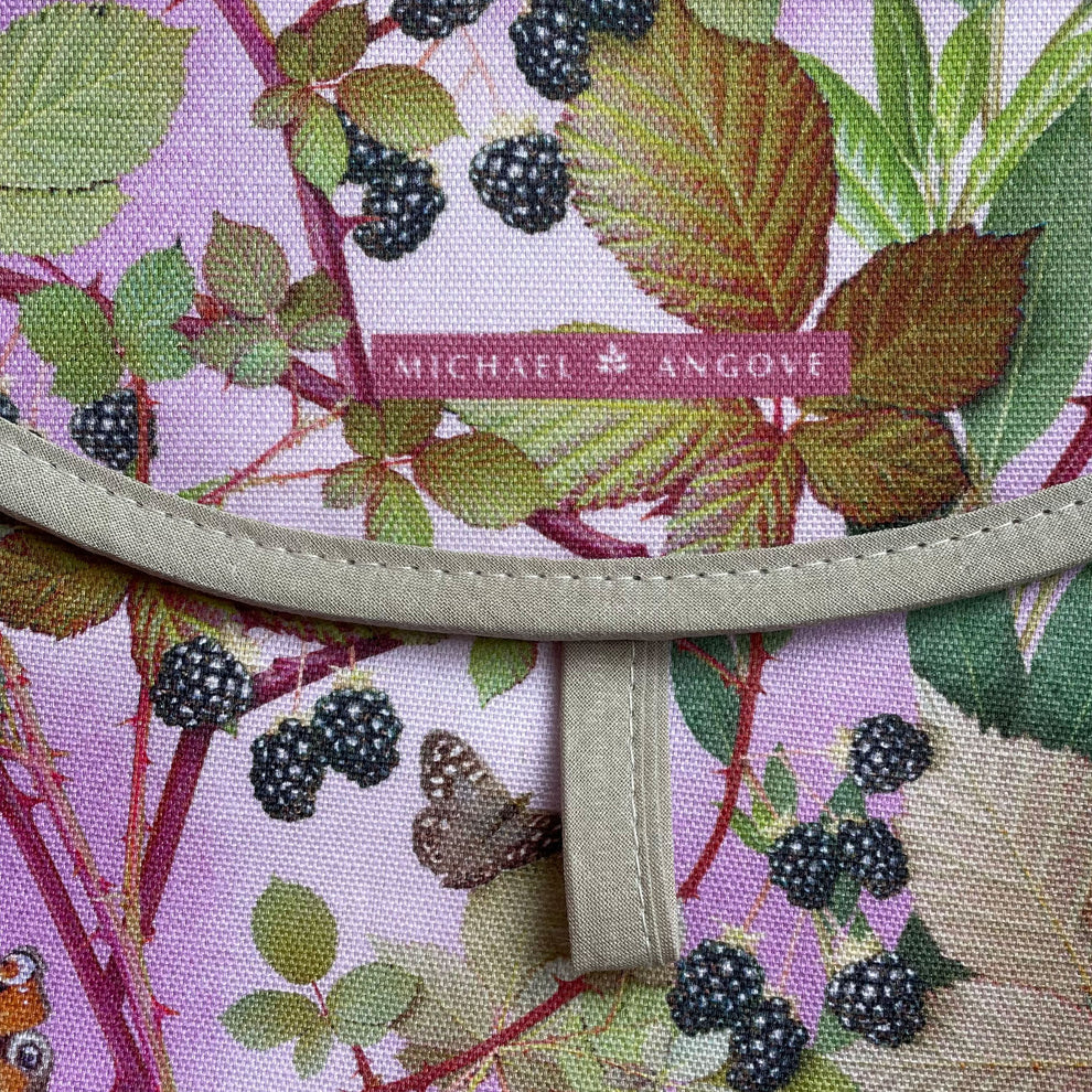 Buy the Michael Angove Blackberries Chefs Pad for use with Agas – The ...